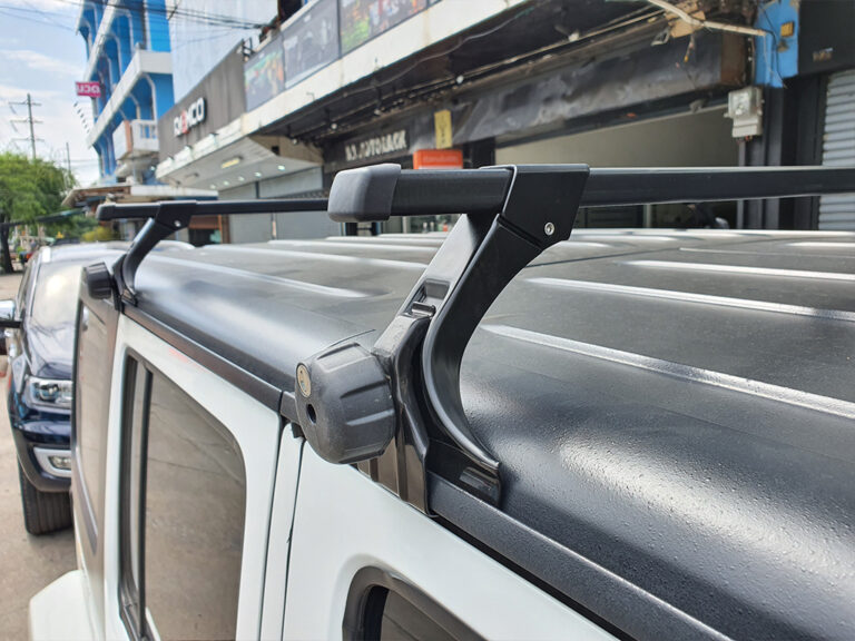 แร็คหลังคา THULE รุ่น 951 ชุดขาจับรางน้ำ สูง 15 cm + SquareBar สำหรับรถ ...