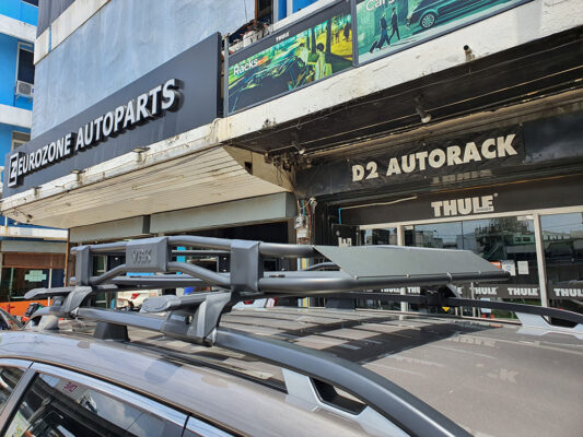 แร็คหลังคา YAKIMA รุ่น Through Bar FR02 สำหรับรถ Roof Rail ชุดขาจับ คาน ...